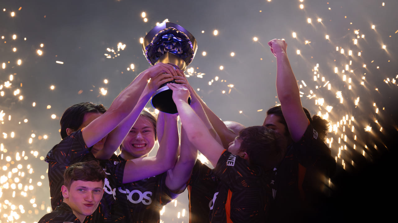 【VALORANT】VCT Masters Tokyo優勝はFNATIC 悲願の2連覇達成！「自由を無くす覚悟で努力し続けることが重要 ...