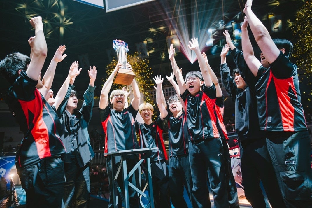 【NEWS】韓国「T1」が優勝を果たした「Red Bull Home Ground 2024 APAC Qualifier」公式イベント ...